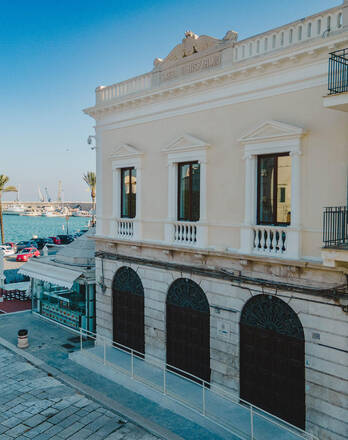 Molfetta apre le porte a un nuovo spazio per cultura e informazioni ...